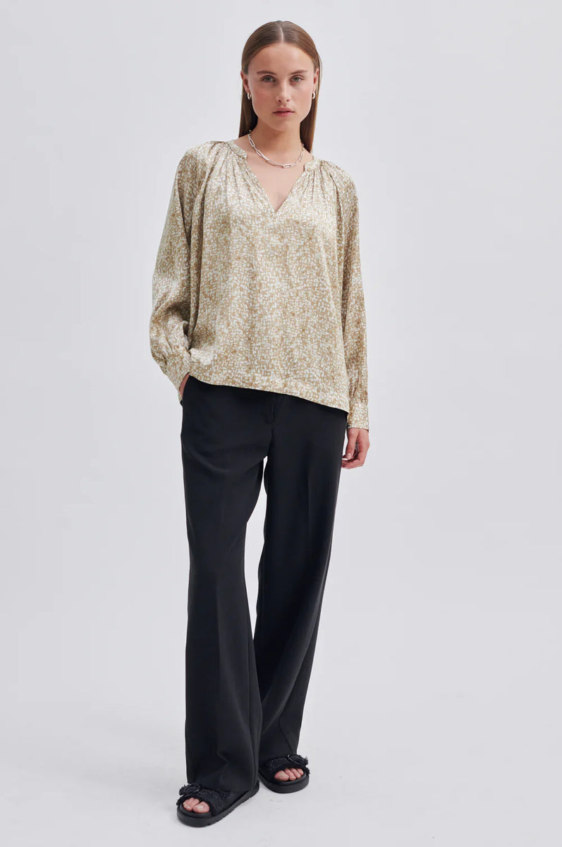 Second Female - Tavan Silky Printed Tunic Blouse - Kelp – Kitty & Co ...